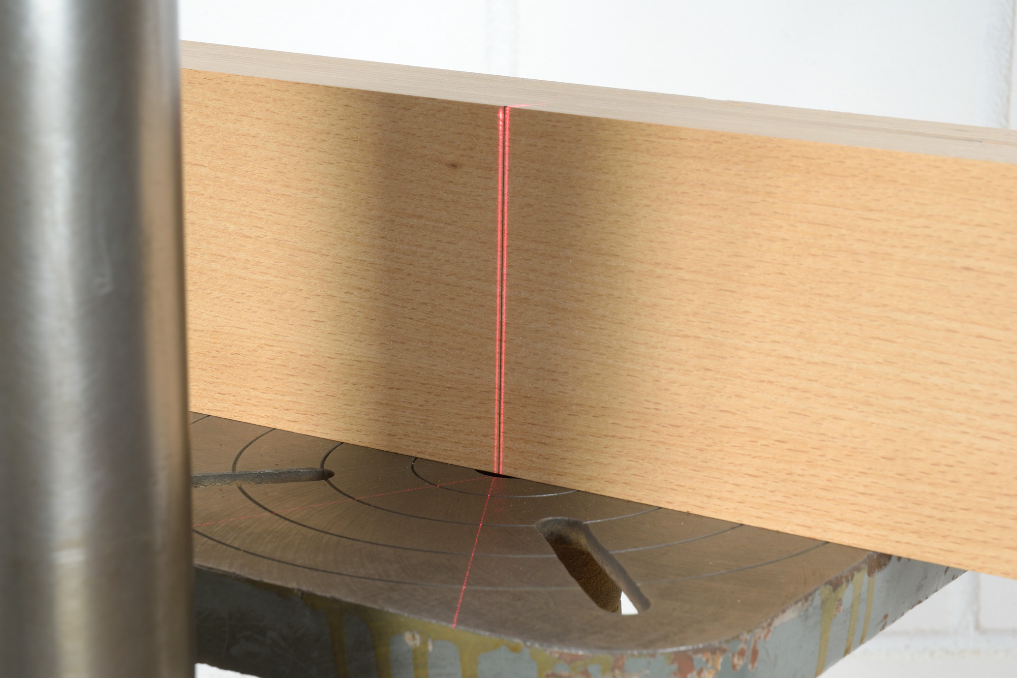 Ständerbohrmaschine mit Laseranzeige nachrüsten | HolzWerken